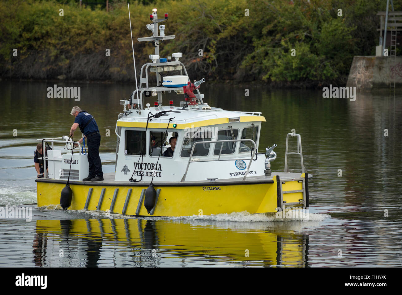 Fire rescue boat hi-res stock photography and images - Alamy