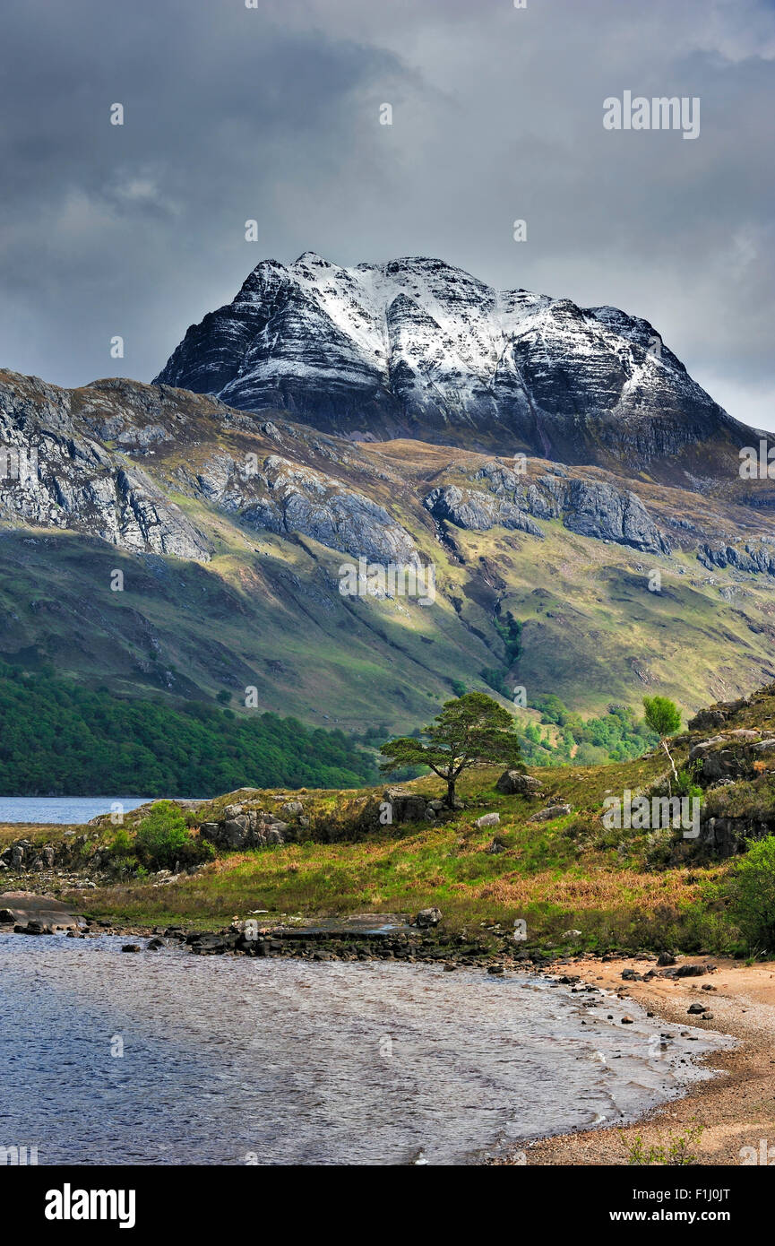 Loch maree hi-res stock photography and images - Alamy