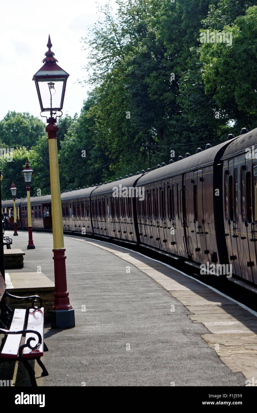 Vintage Railway Carriages Stock Photo - Alamy Vintage Railway Carriages Stock Photo - Alamy