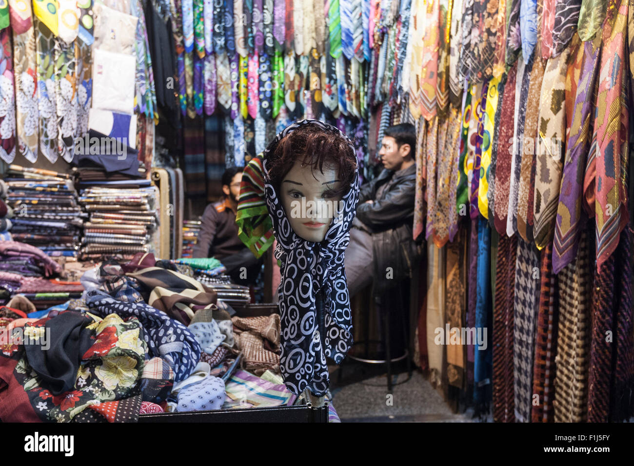 Textile shop in Isfahan The Grand Bazaar or Bazar Bozorg, Iran Stock ...