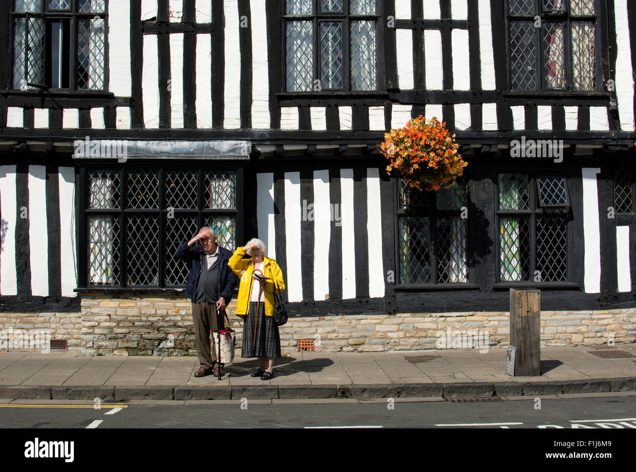 The Falcon Inn, Stratford-upon-Avon, UK Stock Photo - Alamy