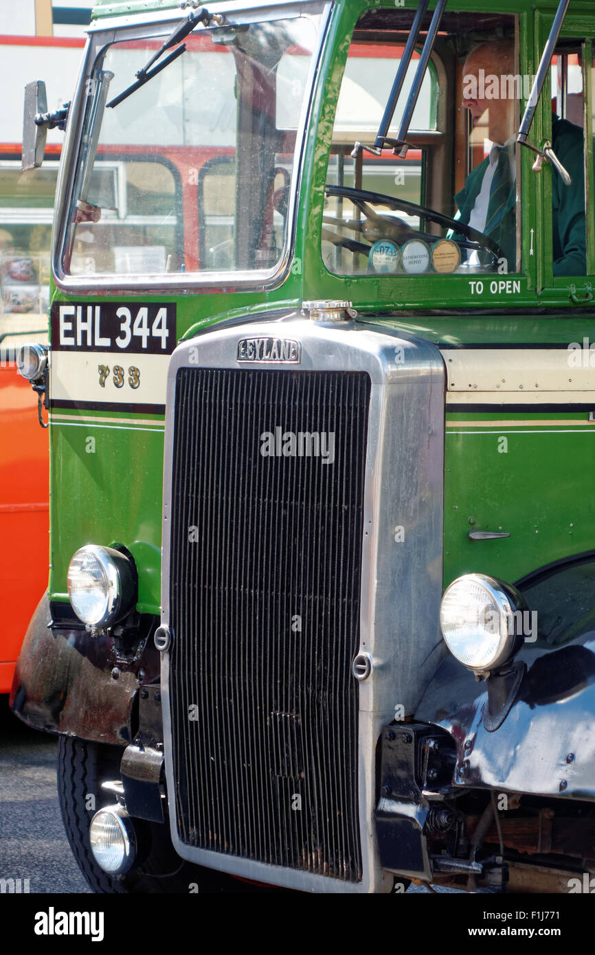 Restored vintage bus hi-res stock photography and images - Alamy