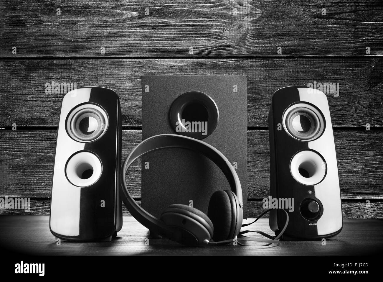Modern black sound speakers Stock Photo - Alamy