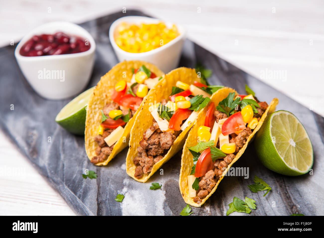 Taco serving hi-res stock photography and images - Alamy