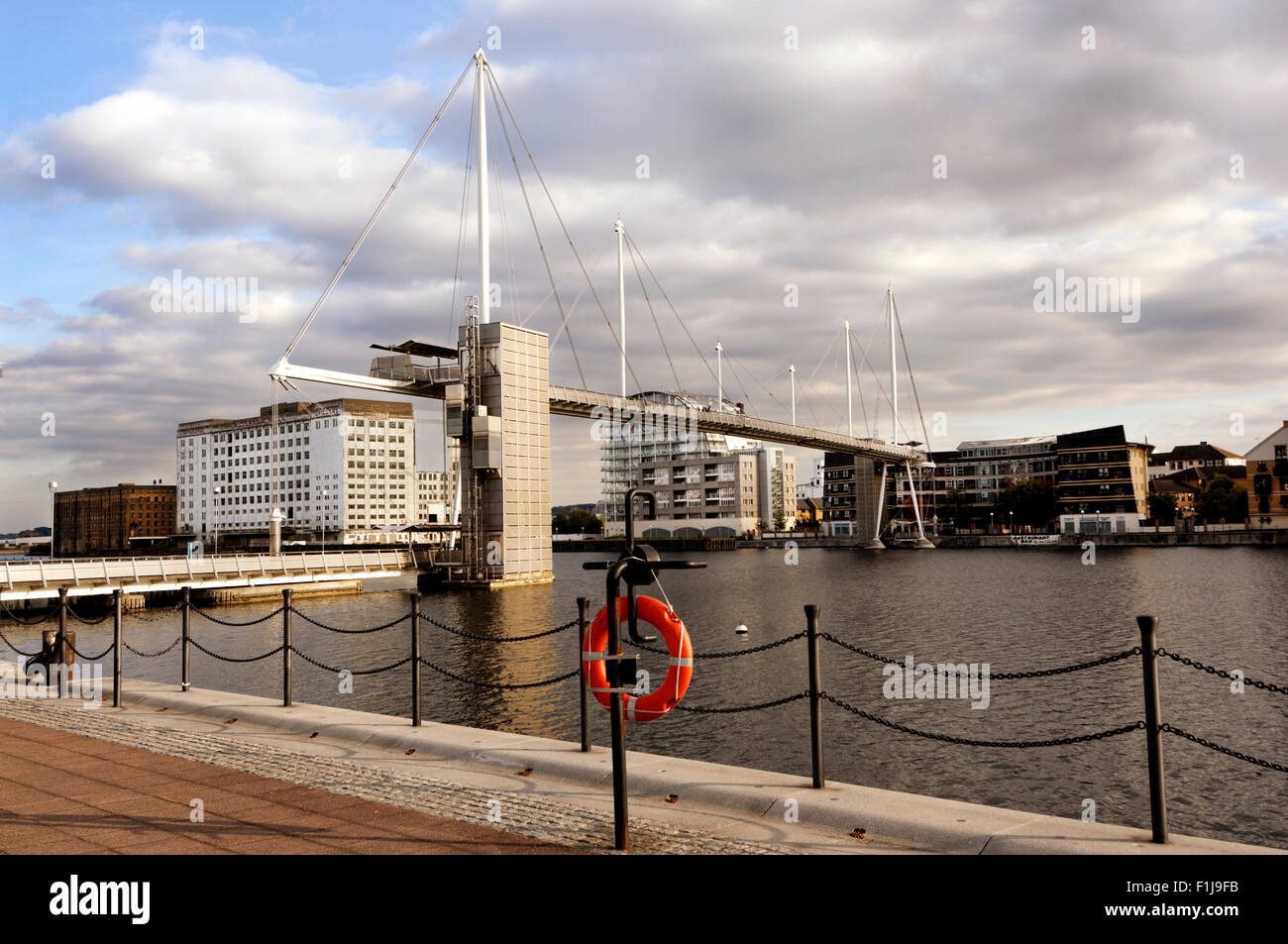 Footbridge at Excel Arena Stock Photo - Alamy