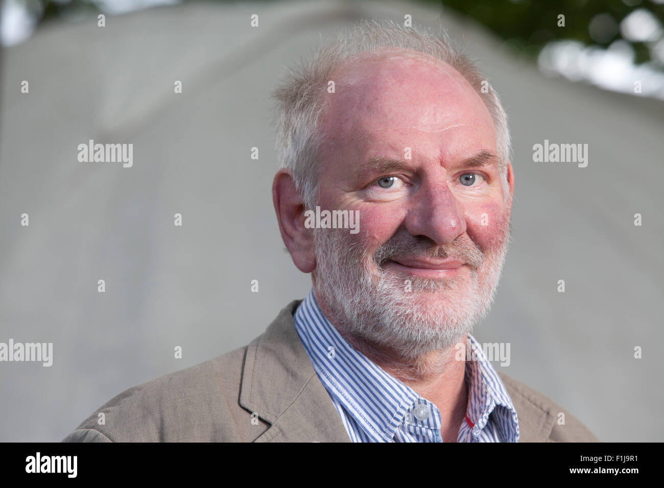 Pow hi-res stock photography and images - Alamy