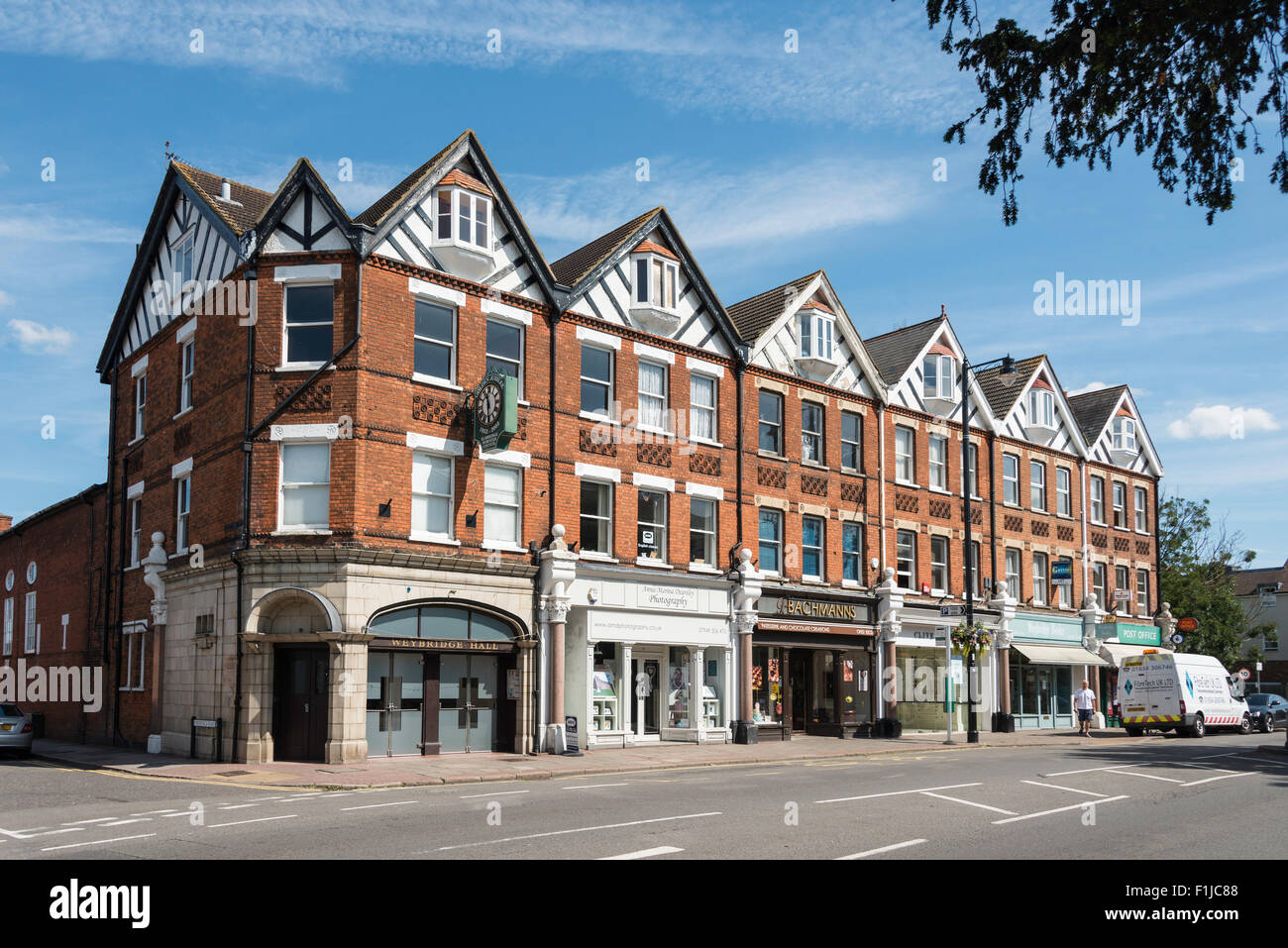 Weybridge church street hi-res stock photography and images - Alamy