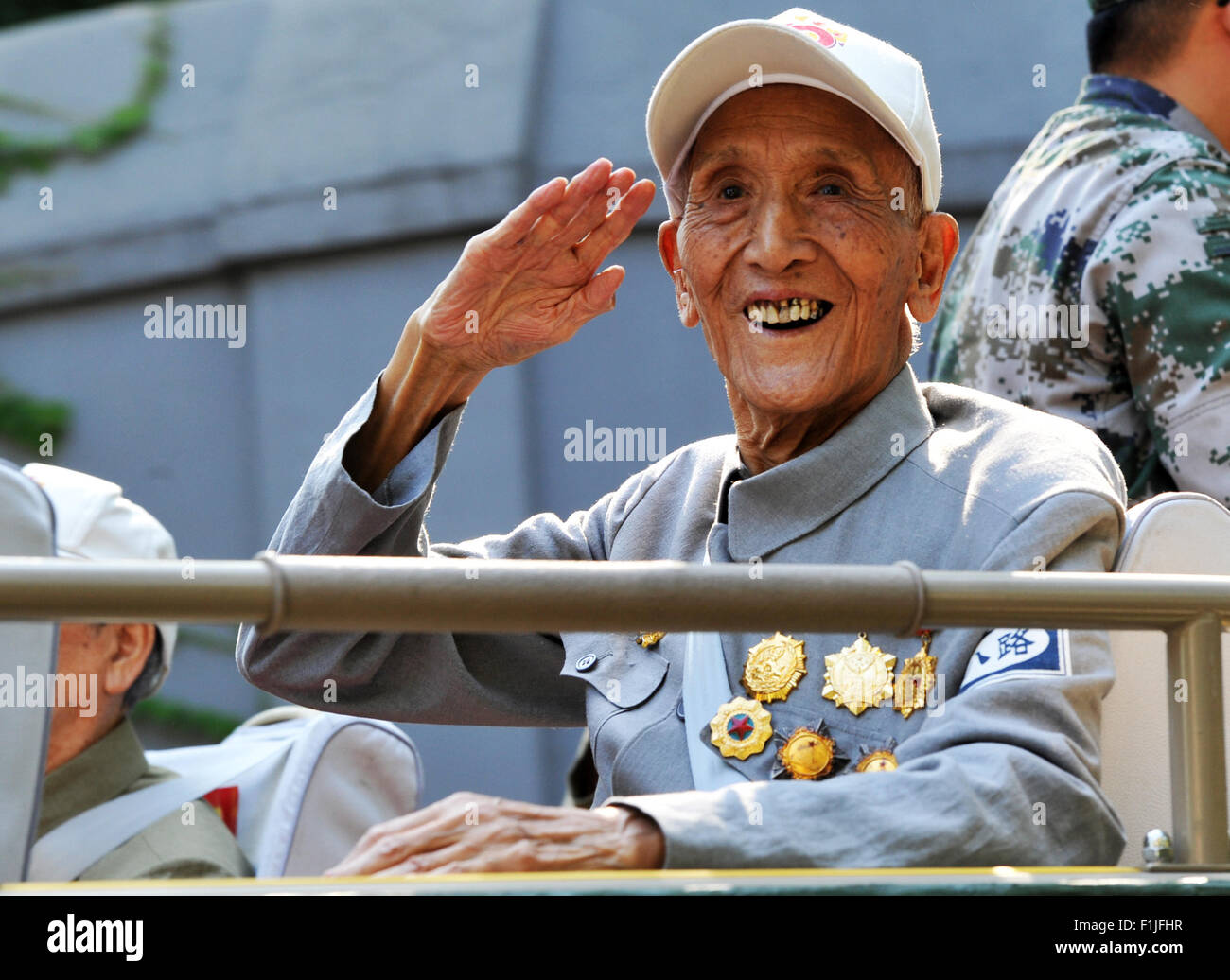 A veteran salutes hi-res stock photography and images - Alamy