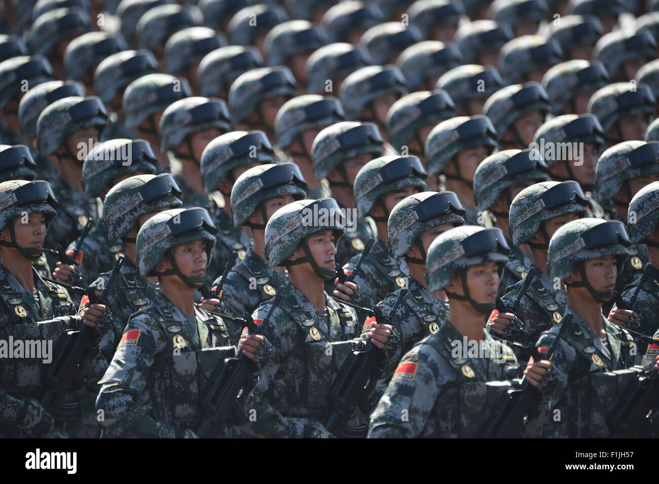 Chinese soldiers during a parade hi-res stock photography and images ...