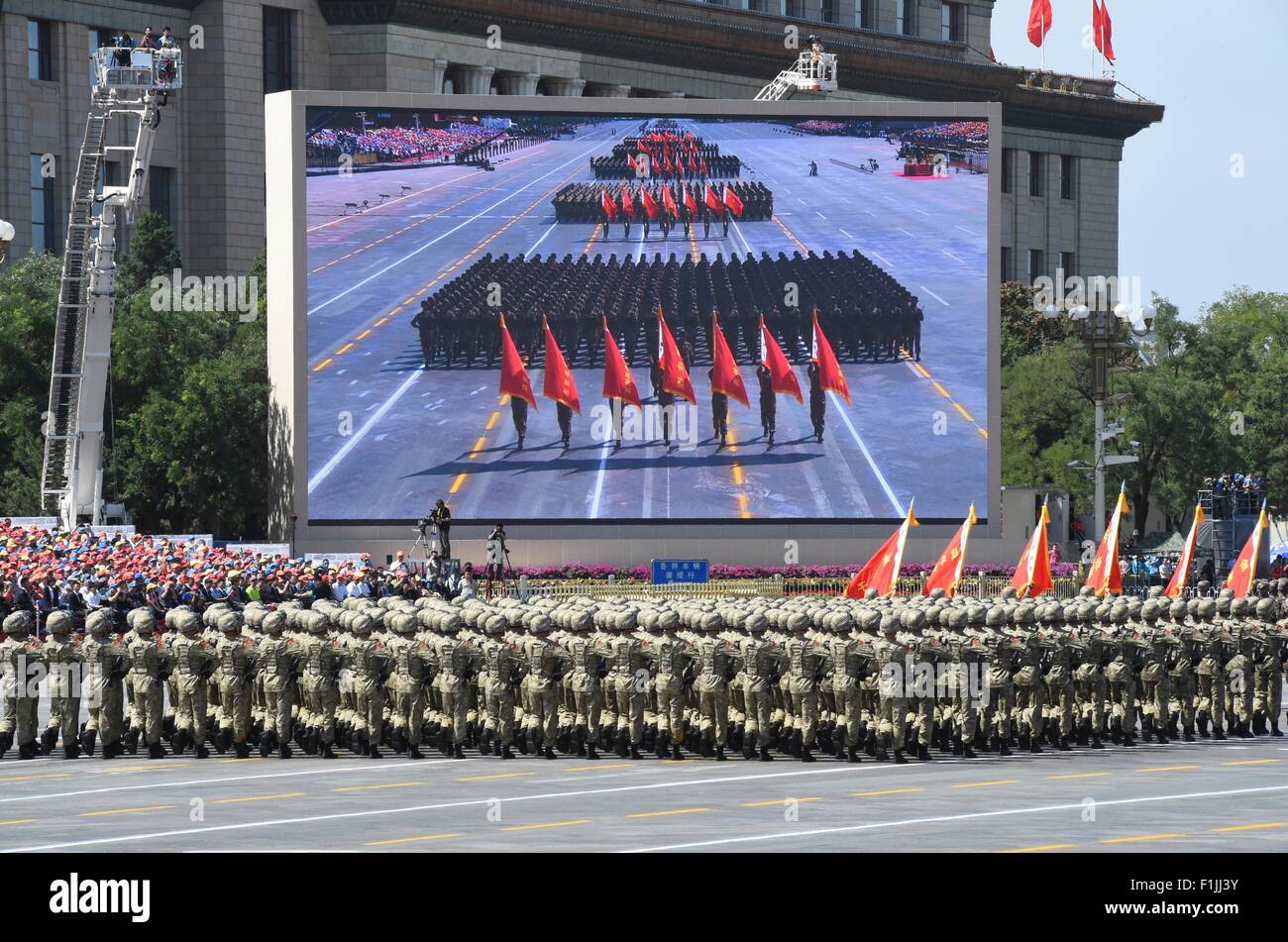 Chinese soldiers during a parade hi-res stock photography and images ...