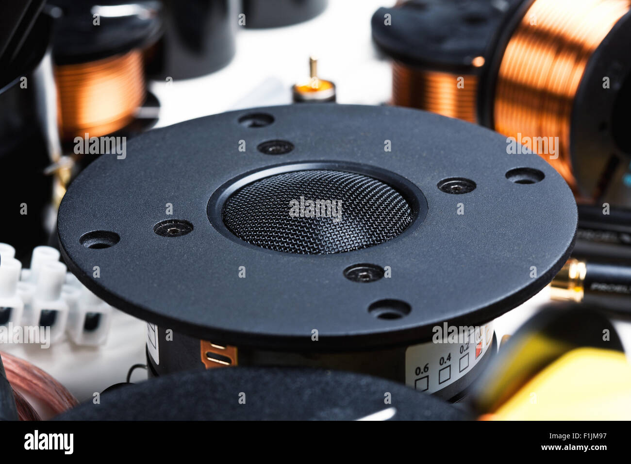 Crossover cable hi-res stock photography and images - Alamy