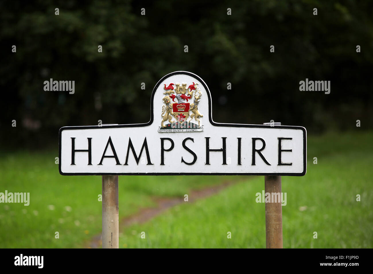 Hampshire coat of arms hi-res stock photography and images - Alamy