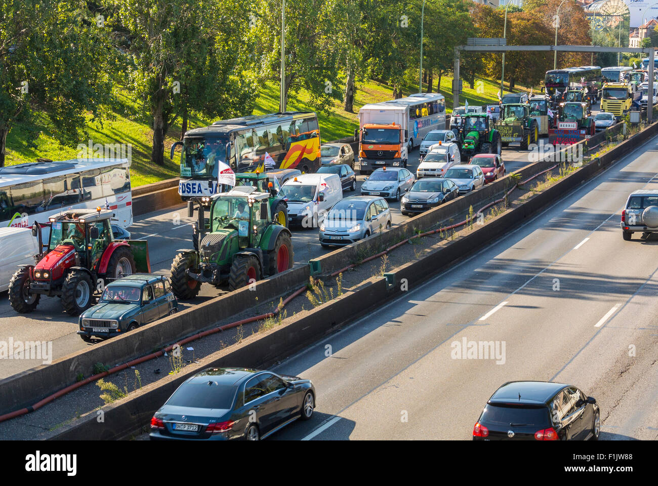 Paris france ring road highway hi-res stock photography and images - Alamy