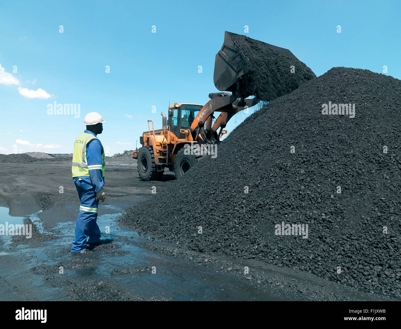 Palesa coal mine hi-res stock photography and images - Alamy