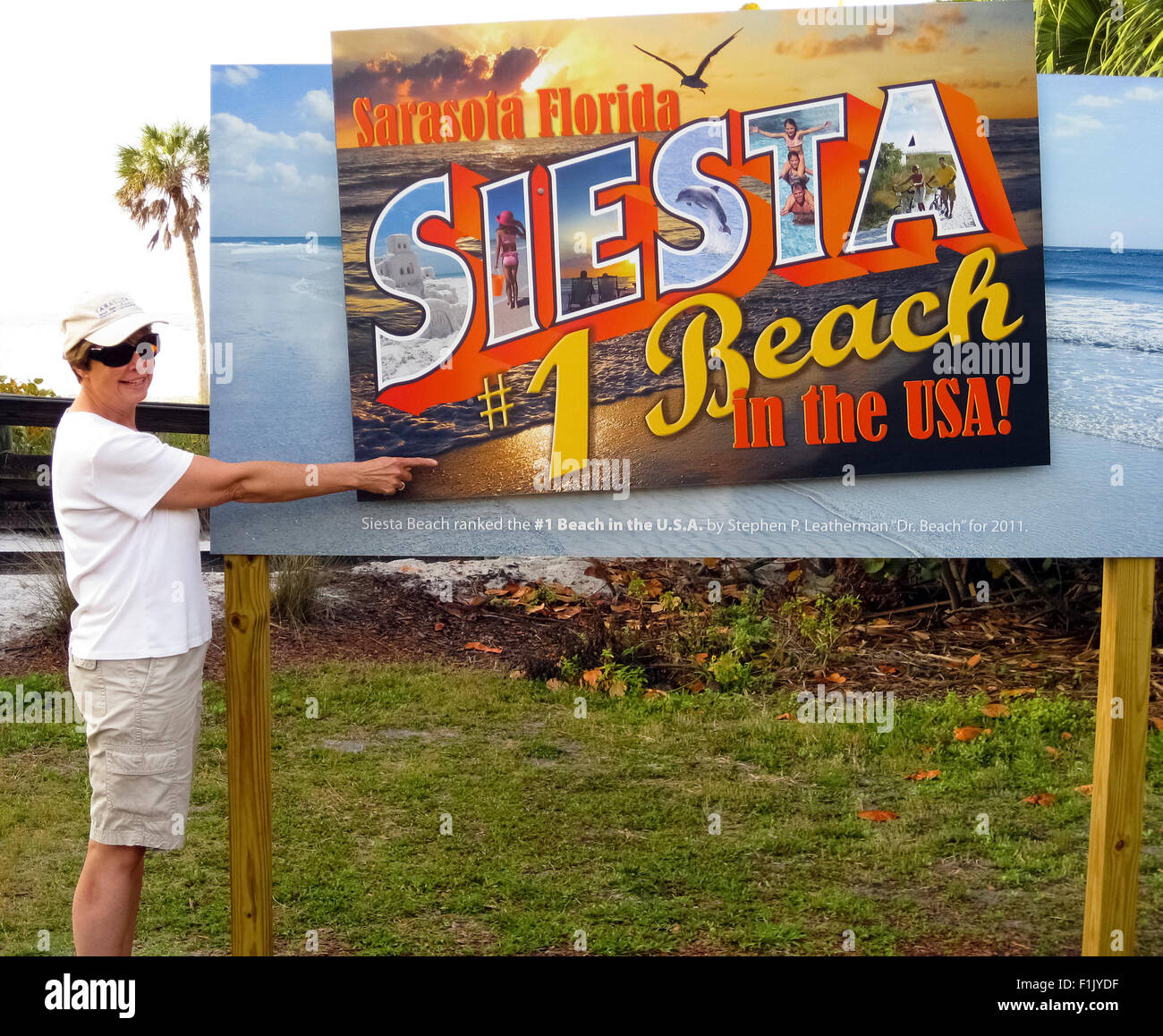 Siesta key sarasota sign hi-res stock photography and images - Alamy
