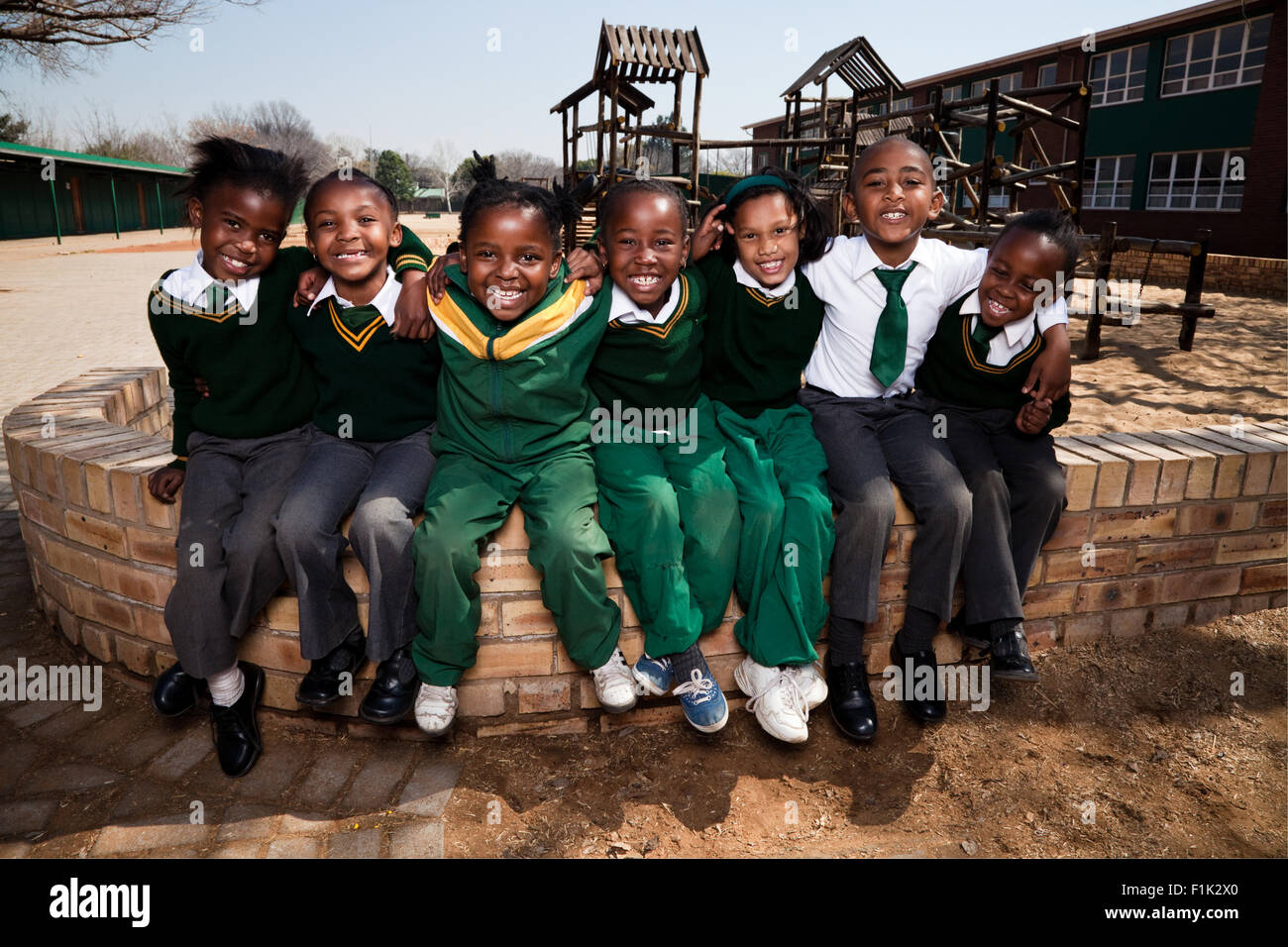 Group of 8 year olds hi-res stock photography and images - Alamy