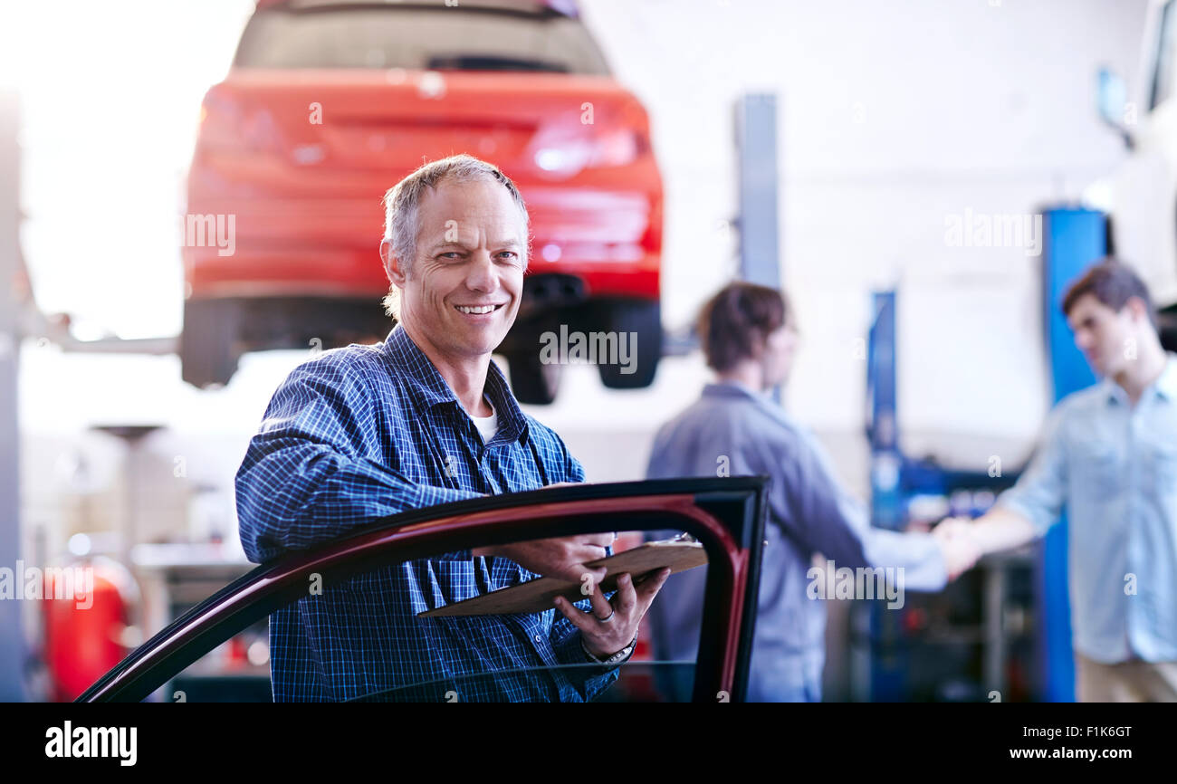 Auto portrait hi-res stock photography and images - Alamy