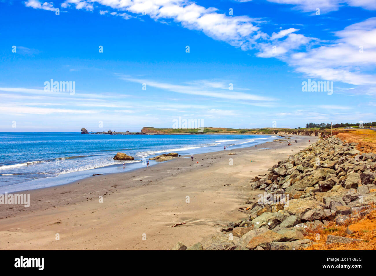 View of the Pacific coast in the upper northwestern part of California ...