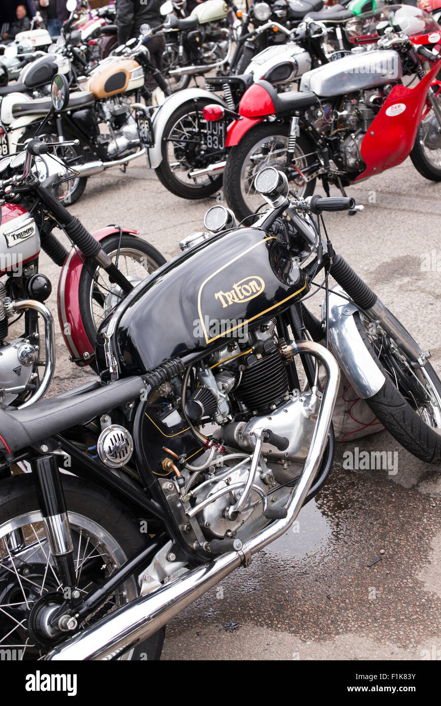British classic motorbikes 1950s hi-res stock photography and images ...