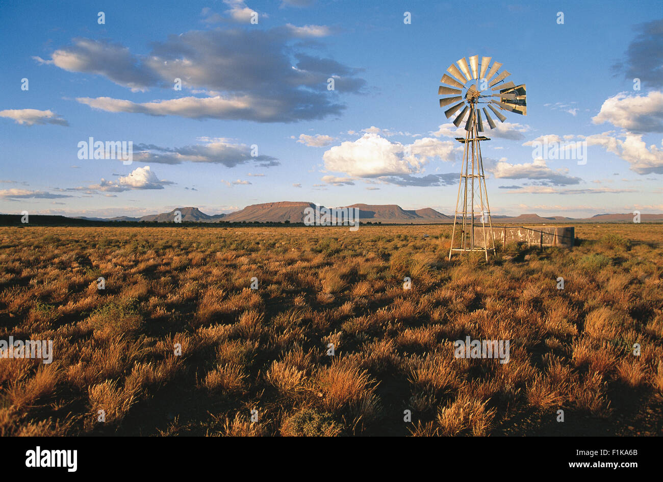 Karoo landscape hi-res stock photography and images - Alamy