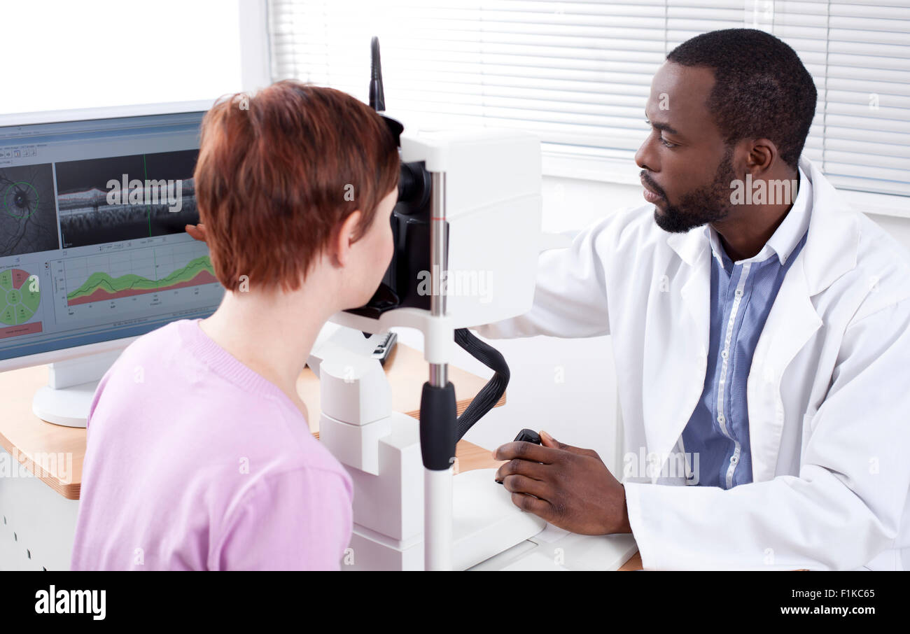 Eye test african hi-res stock photography and images - Alamy