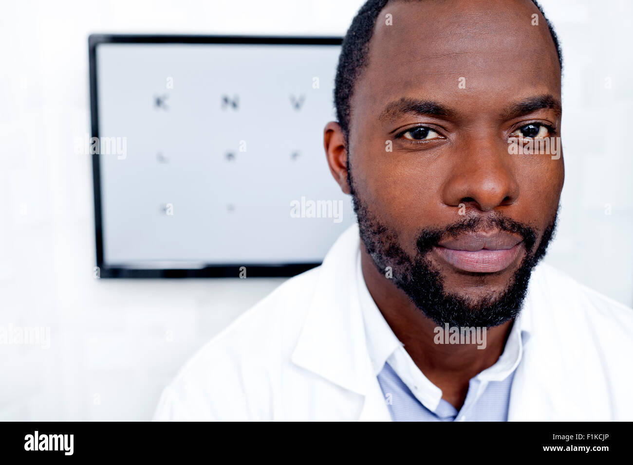 Looking at viewer looking at camera hi-res stock photography and images ...