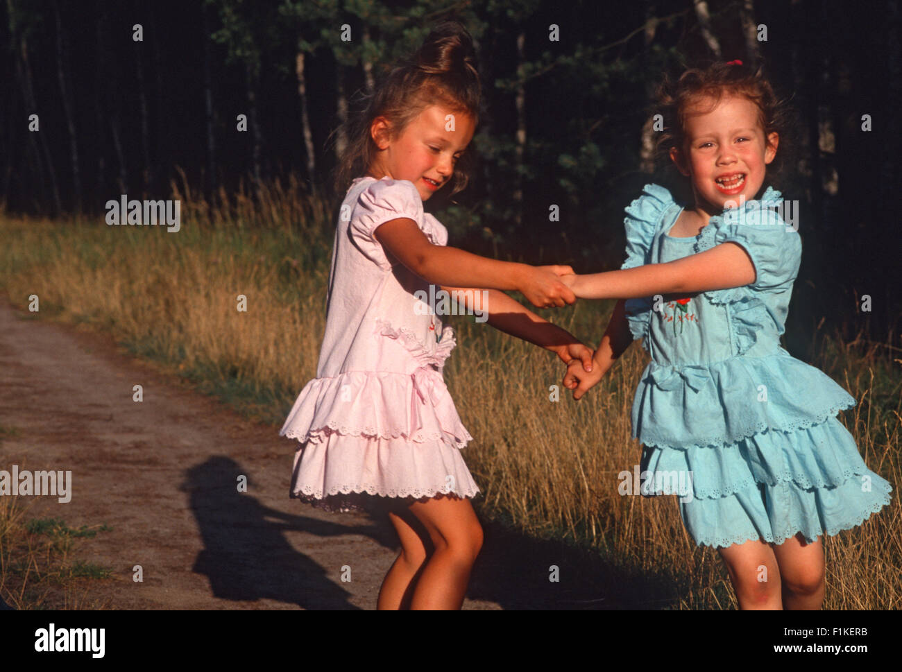 Two dancing girls hi-res stock photography and images - Alamy