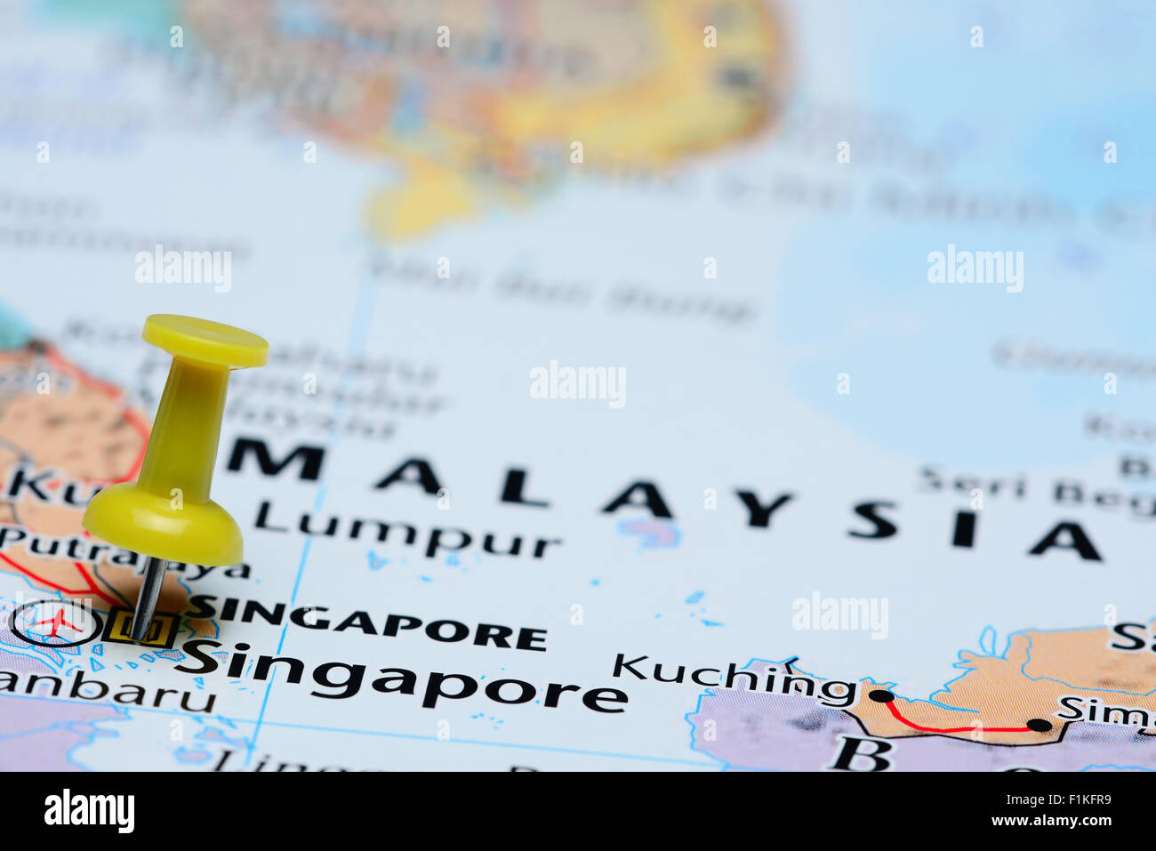 Singapore map pin hi-res stock photography and images - Alamy