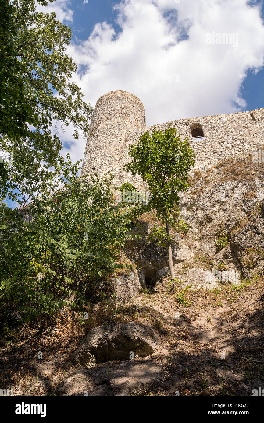 Poland castle ruins hi-res stock photography and images - Alamy