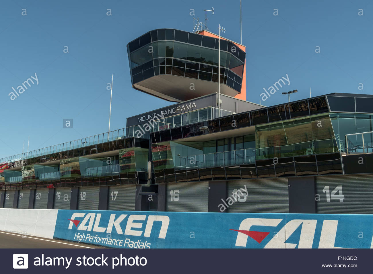Racing Nsw High Resolution Stock Photography and Images - Alamy
