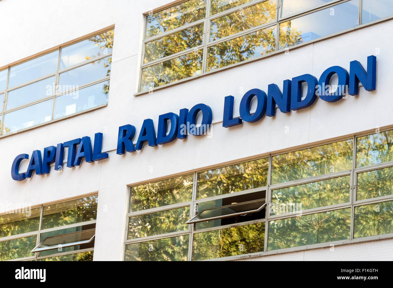 Capital radio london hi-res stock photography and images - Alamy