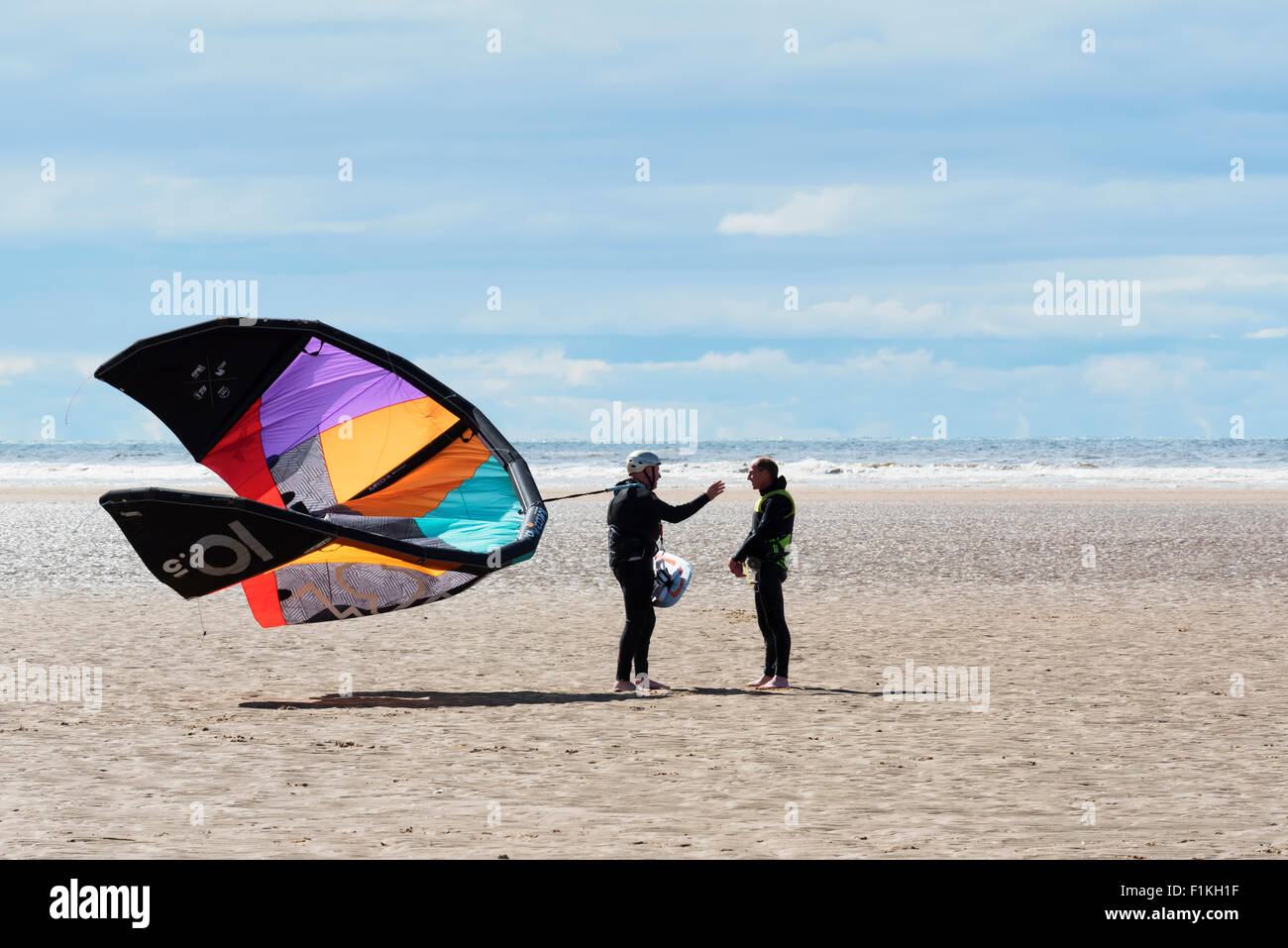 Parascending parascender hi-res stock photography and images - Alamy