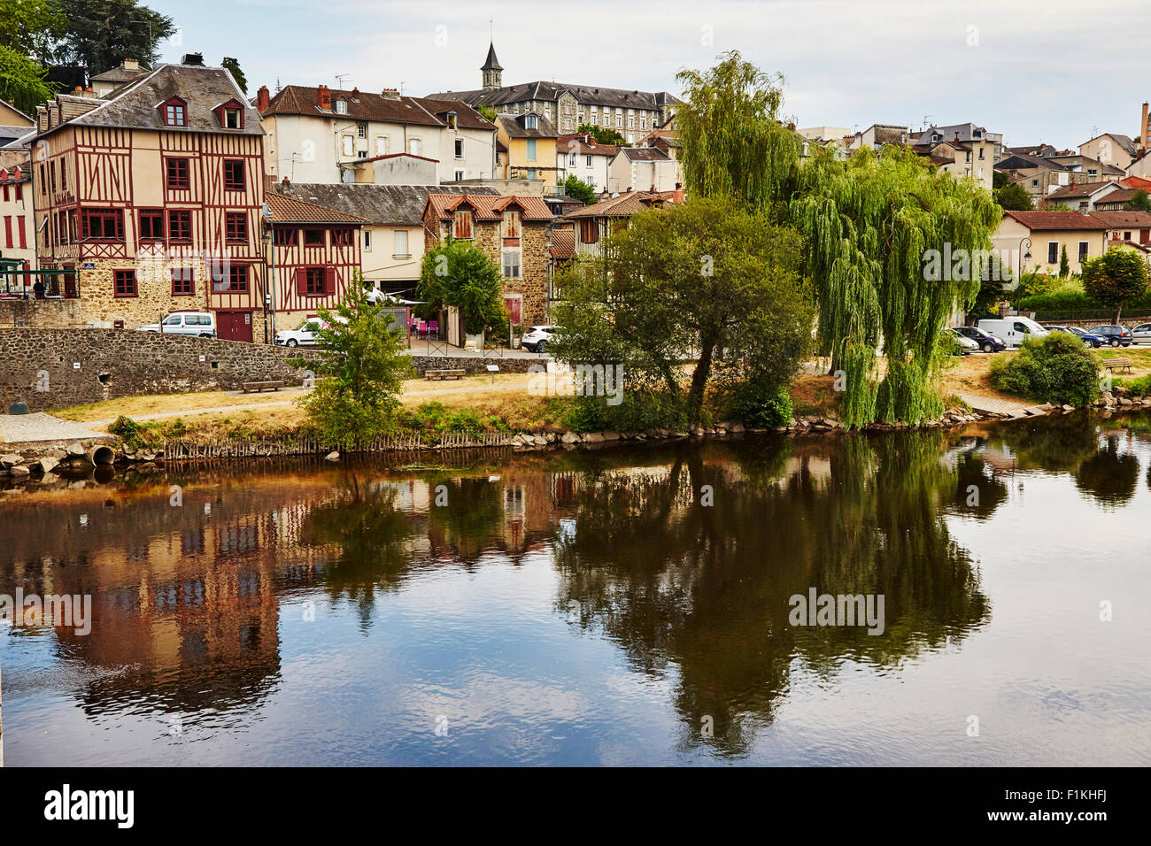 View across the Vienne river in Limoges, Haute-Vienne, Limousin, France Stock Photo - Alamy