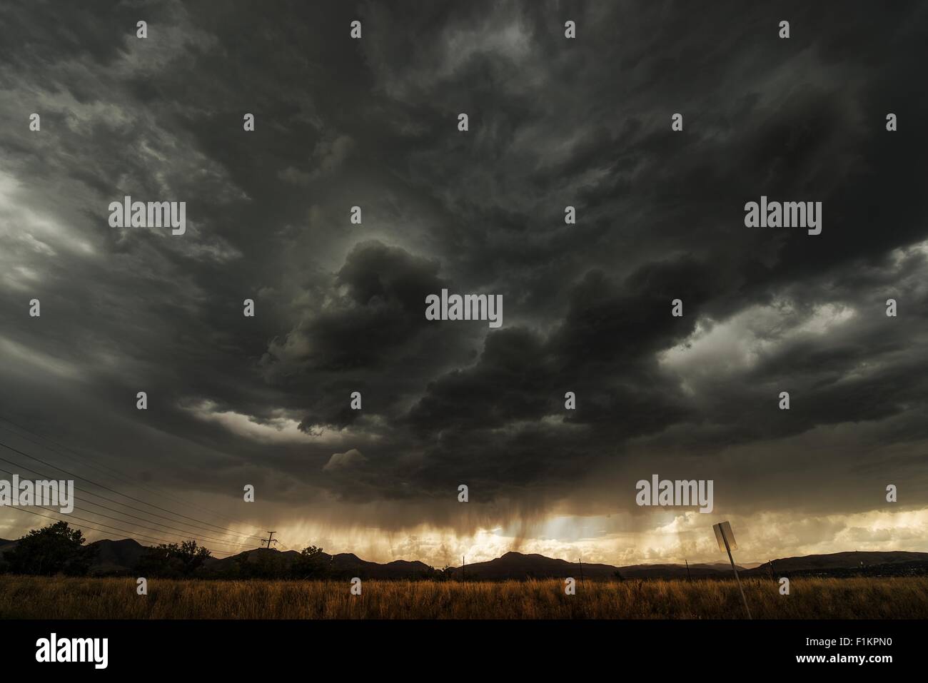 Coming Storm. Colorado Front Range Summer Storm Stock Photo - Alamy
