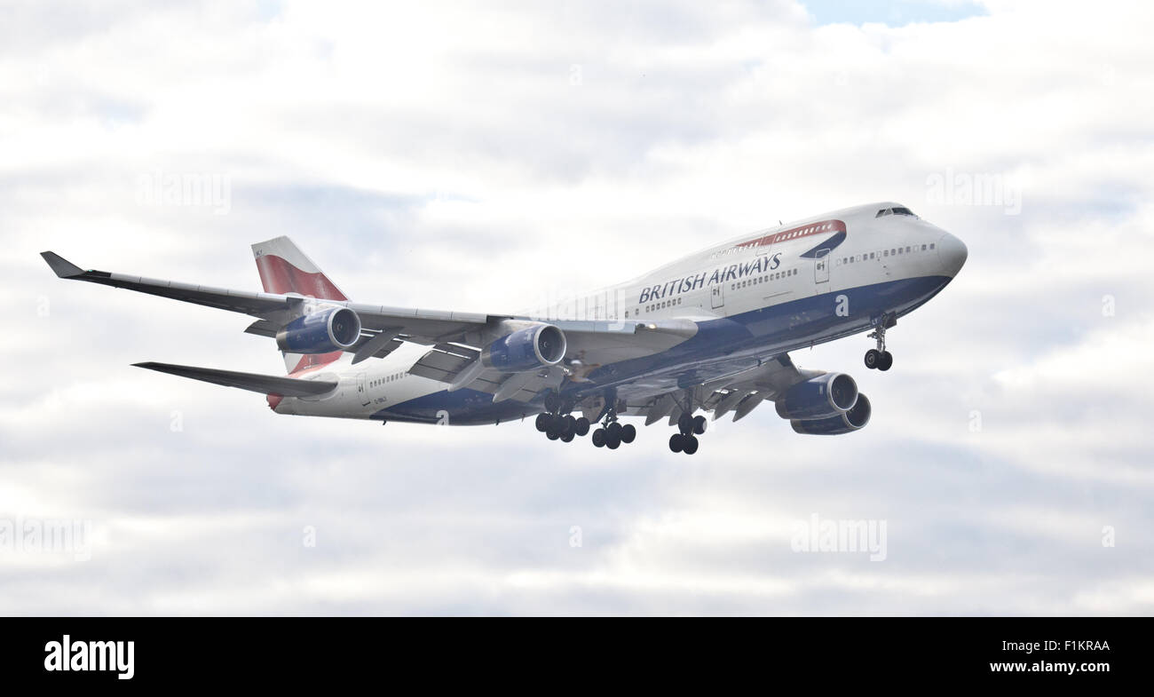 Boeing 747 rolls royce rb211 hi-res stock photography and images - Alamy