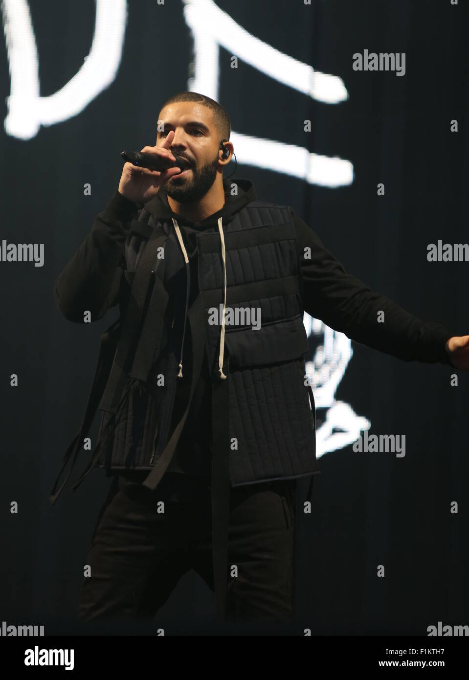 Wireless Festival 2015 - Week 2 - Day 1 - Performances Featuring: Drake ...