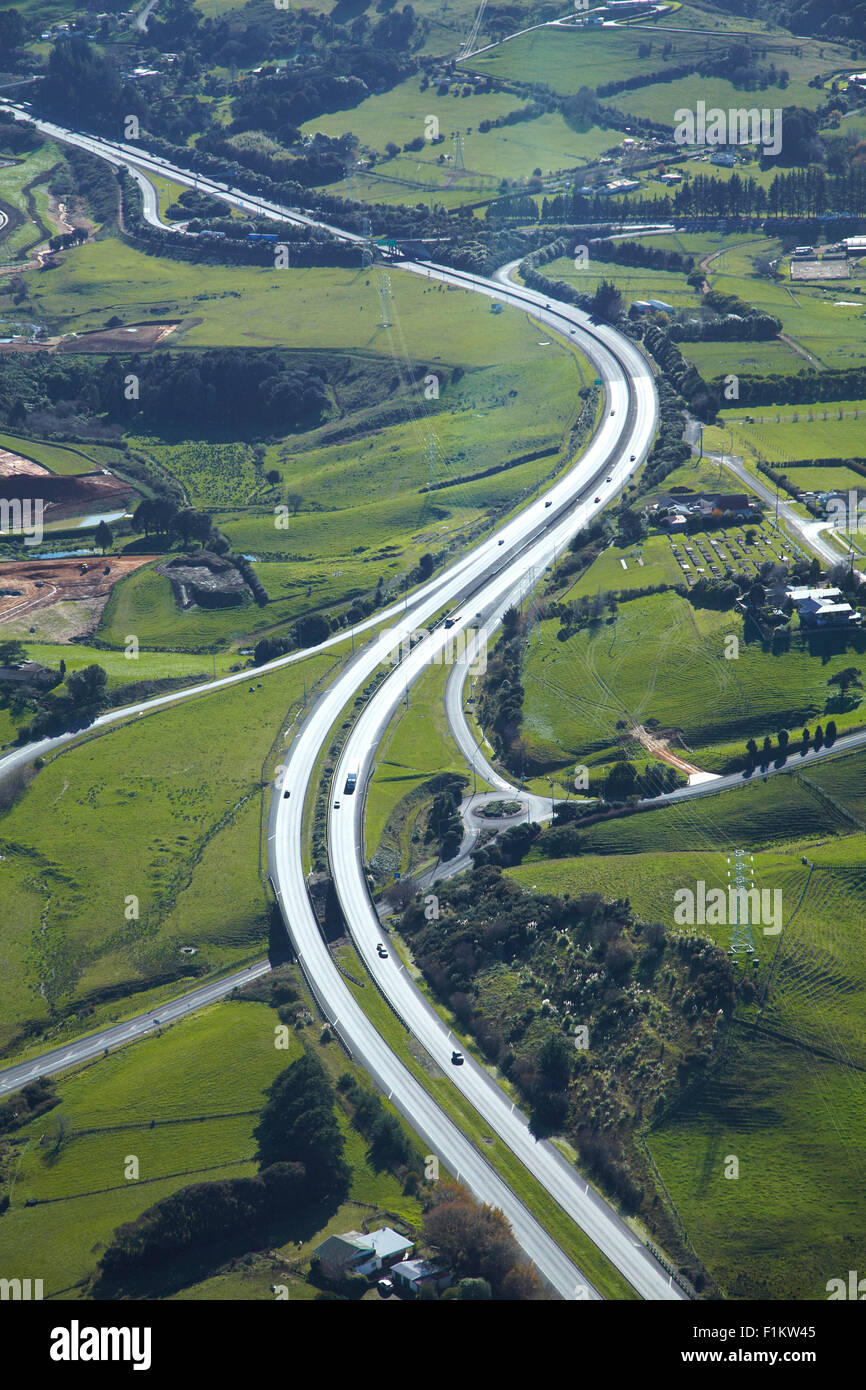 Waikato Expressway climbing up Bombay Hills at Pokeno, South Auckland ...
