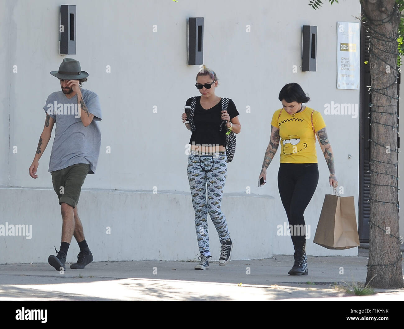 Miley Cyrus spotted leaving a Mexican restaurant in Studio City with ...