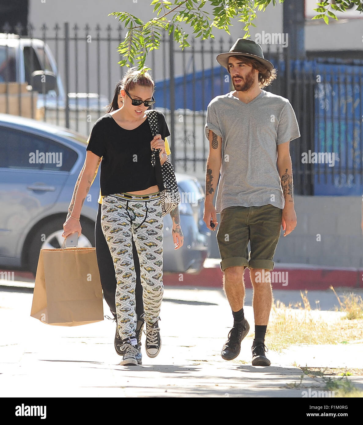 Miley Cyrus spotted leaving a Mexican restaurant in Studio City with ...