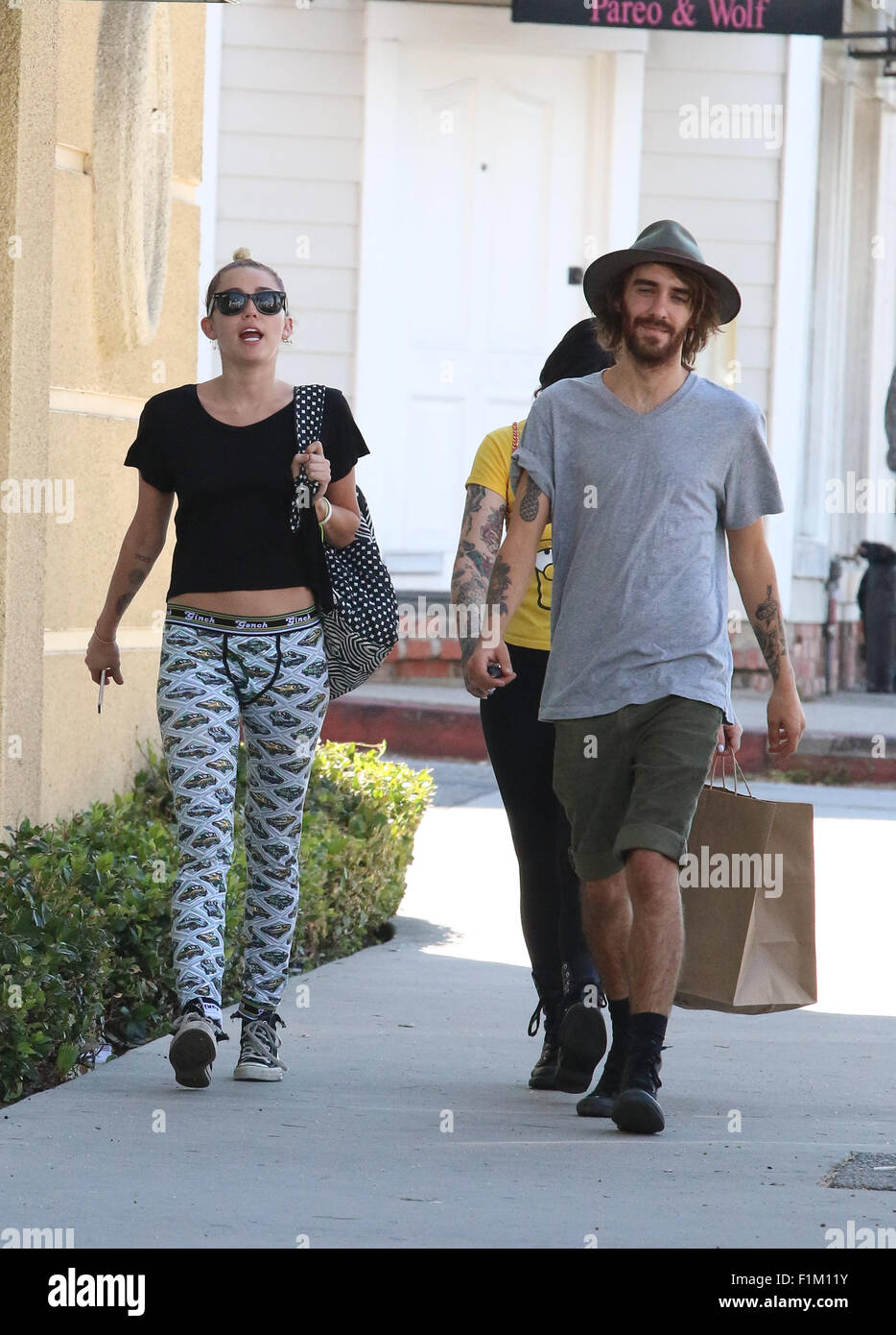 Miley Cyrus spotted leaving a Mexican restaurant in Studio City with ...