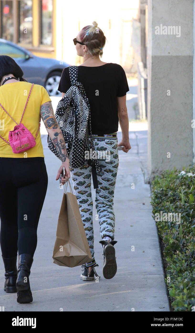 Miley Cyrus spotted leaving a Mexican restaurant in Studio City with ...