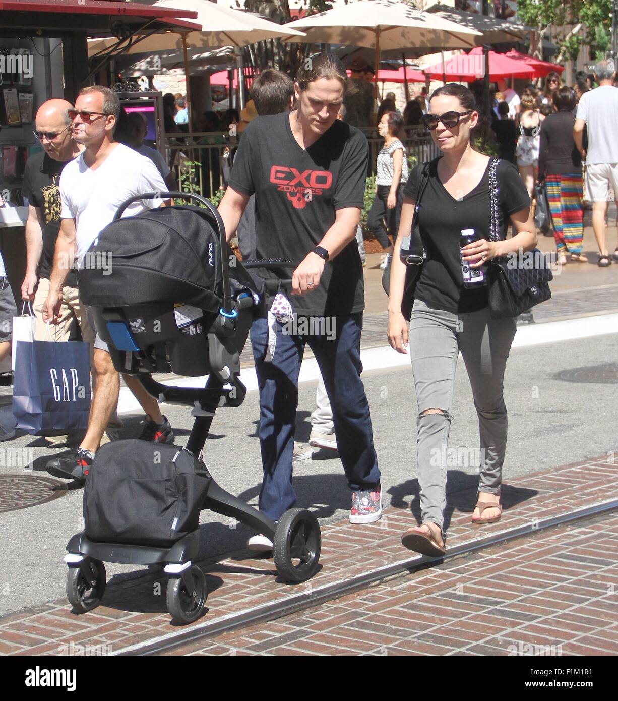 Jason Mewes takes his wife Jordan Monsanto and their daughter Logan Lee ...