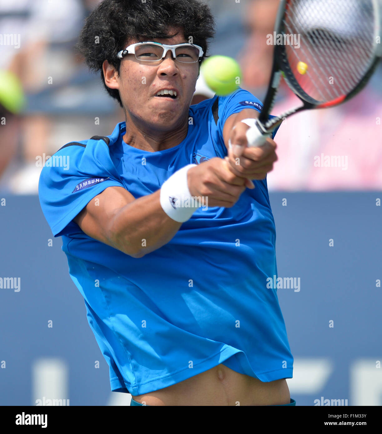 New York, USA. 03rd Sep, 2015. Hyeon Chung of South Korea returns a ...