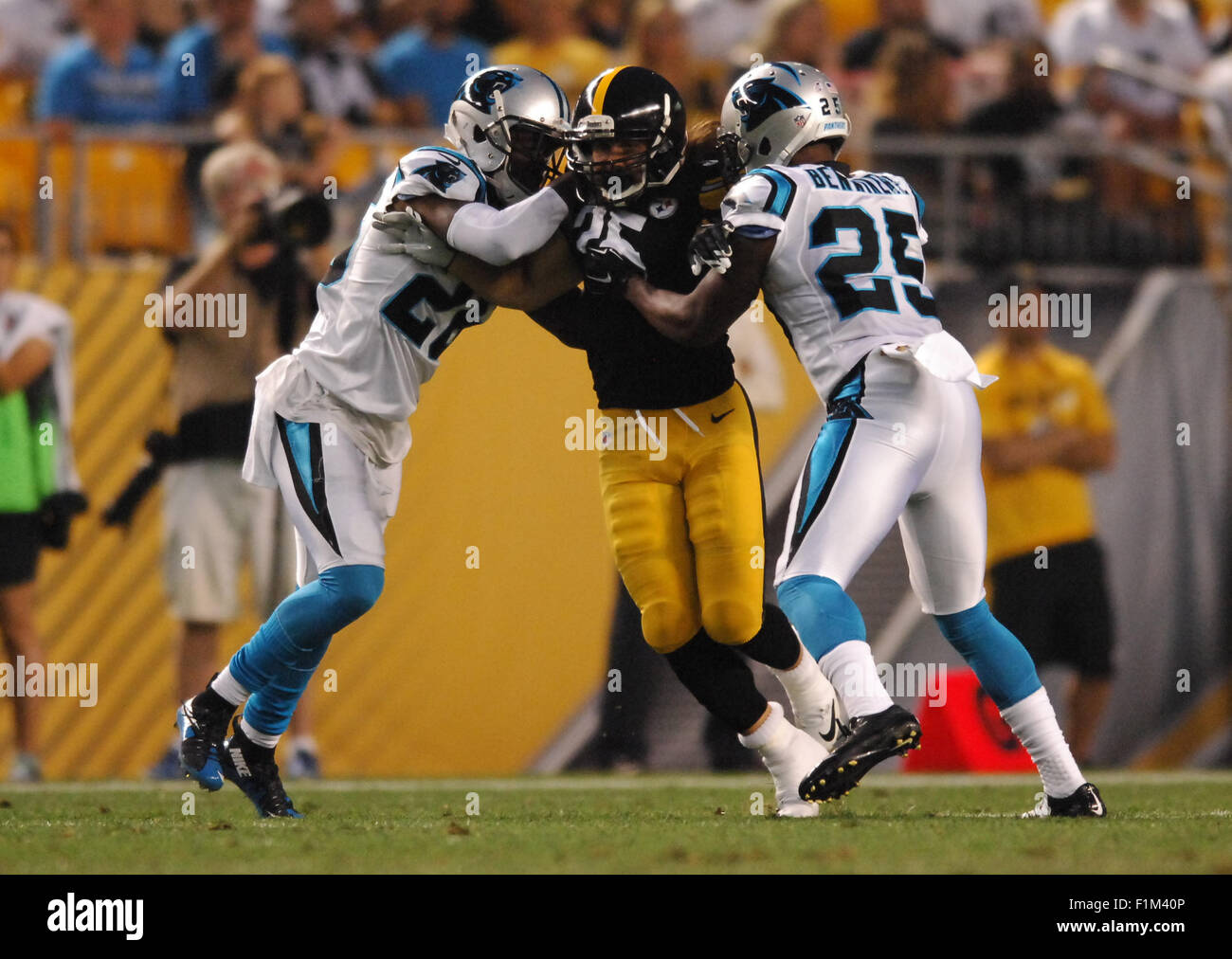 Pittsburgh, Pennsylvania, USA. 03rd Sep, 2015. Ross Ventrone #35 during ...