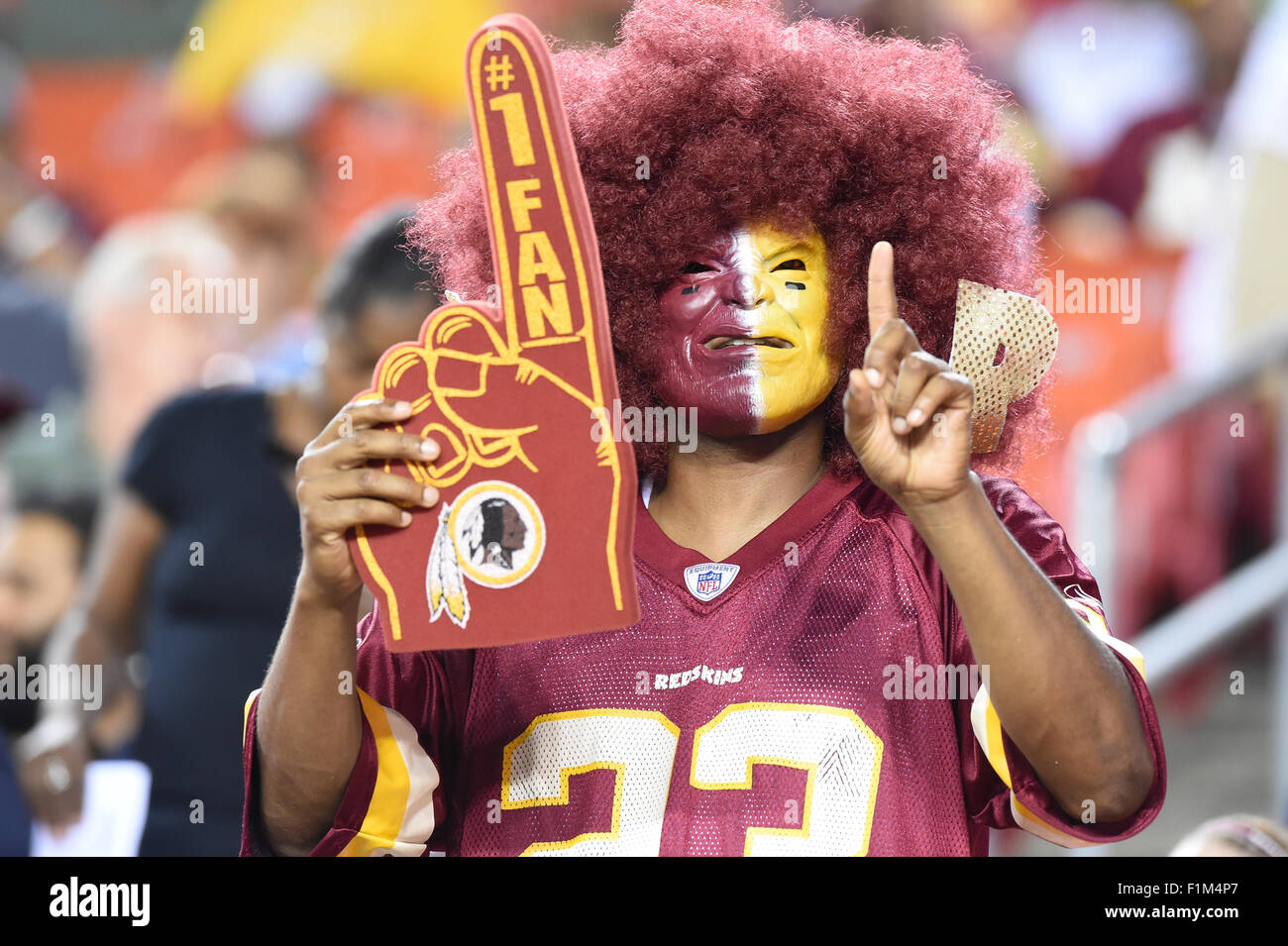 Redskins fan hi-res stock photography and images - Alamy