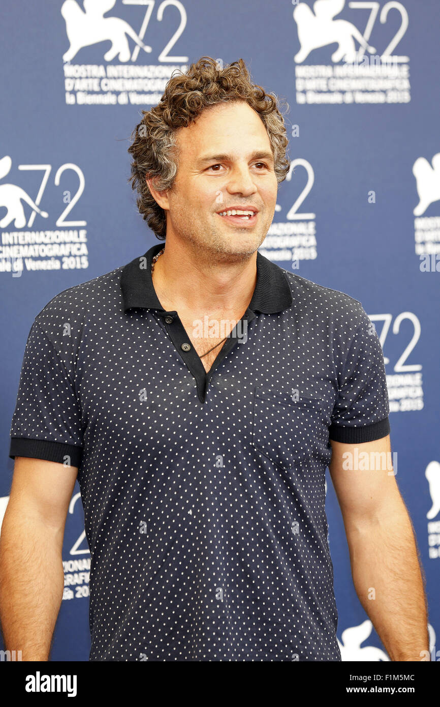 Spotlight 2015 mark hi-res stock photography and images - Alamy