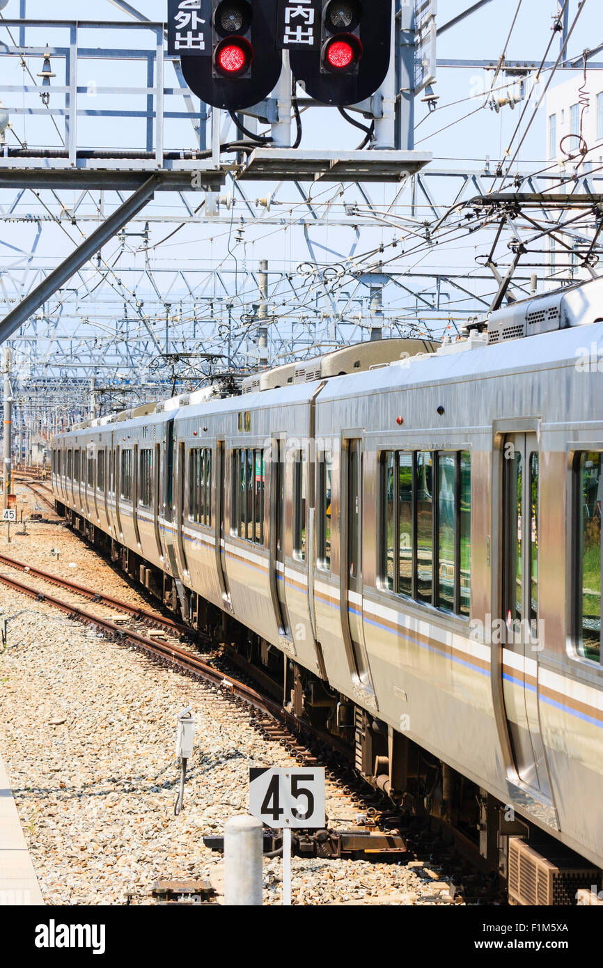 On japanese commuter train hi-res stock photography and images - Alamy