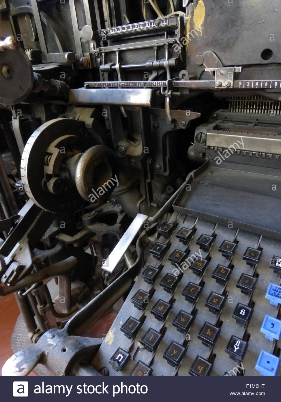 Linotype Machine Stock Photos & Linotype Machine Stock Images - Alamy