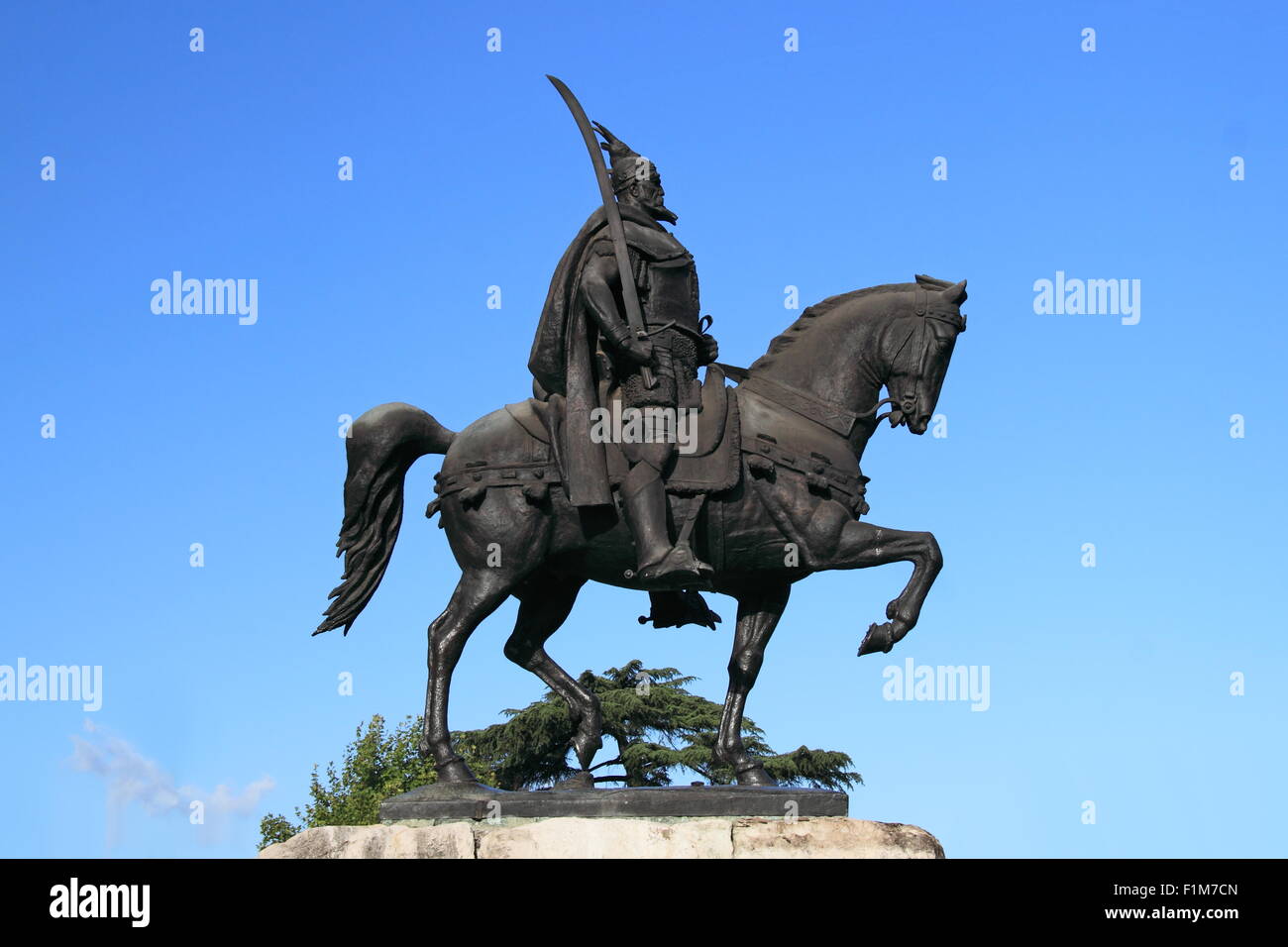 Statue of Skanderbeg, Skanderbeg Square, Tirana, Albania, Balkans ...