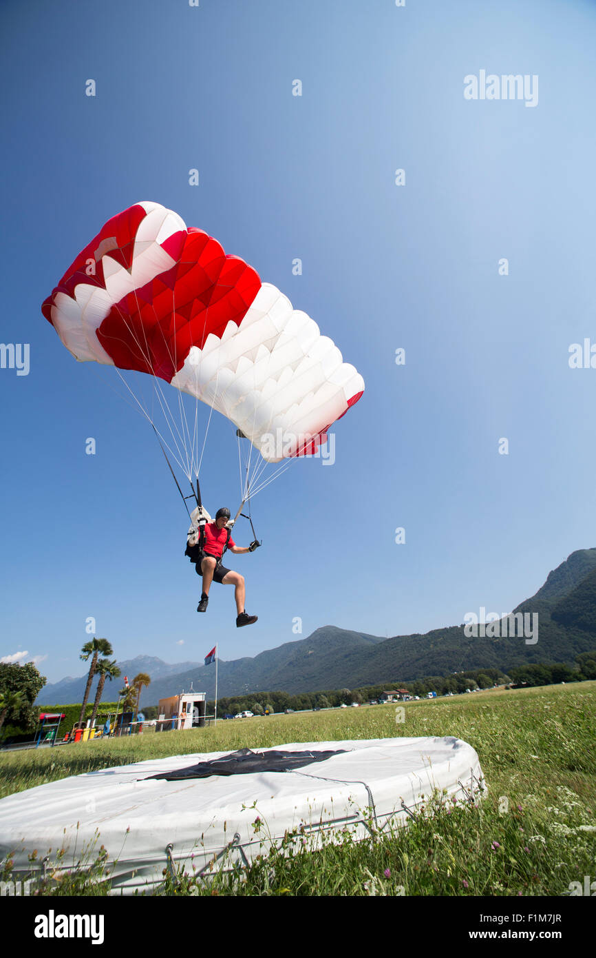 Jumping mattress hi-res stock photography and images - Alamy